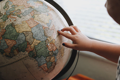 Sign Languages Throughout The World | Auslan, ASL & BSL – Springtime ...